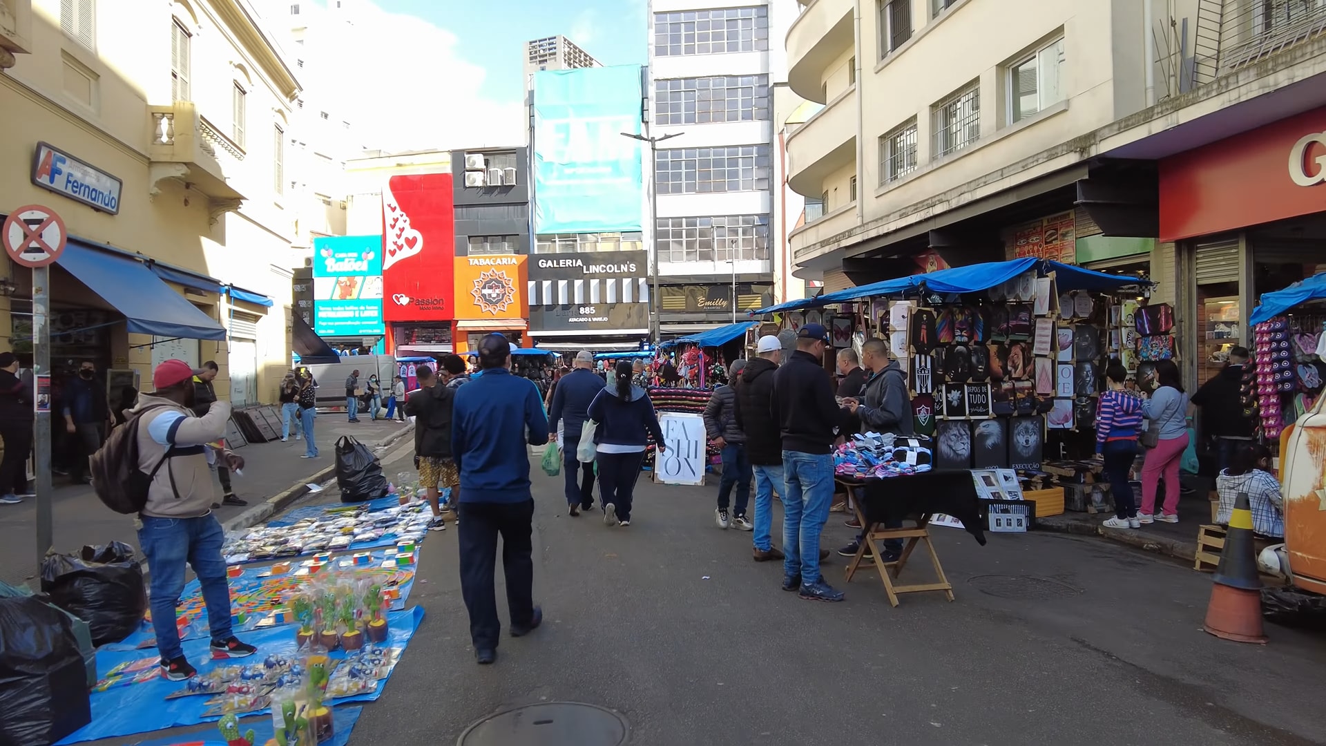 Rua 25 de Março: O maior centro comercial da América Latina - Blog ...